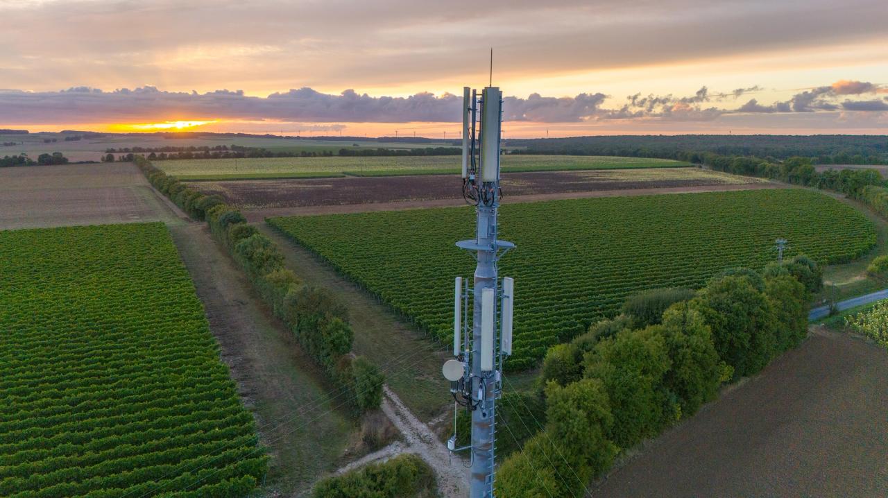How To Find 5G Cell Towers Near You | Inseego